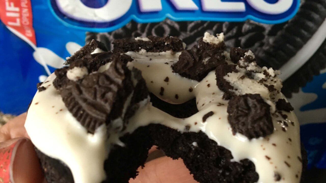 Oreo Protein Doughnuts | Biolayne